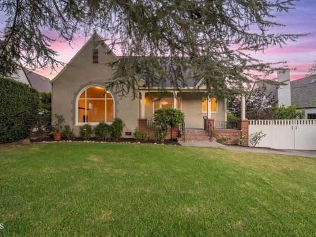 2370 Catherine Rd, Altadena, CA 91001
