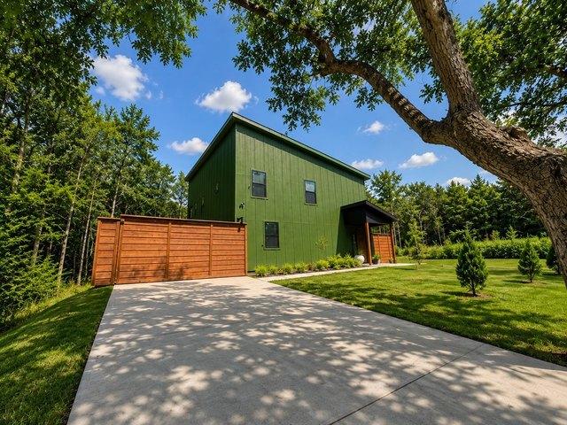 2370 Fatima Ave, Dallas, TX 75241