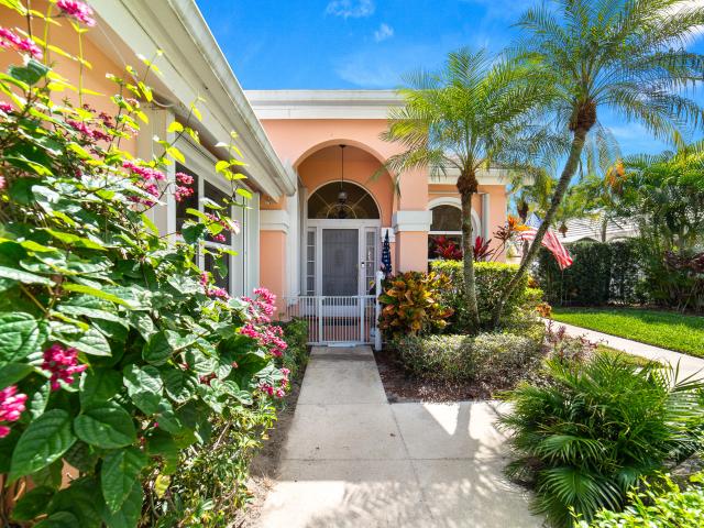 2370 Saratoga Bay Dr, West Palm Beach, FL 33409 | MLS #B26002