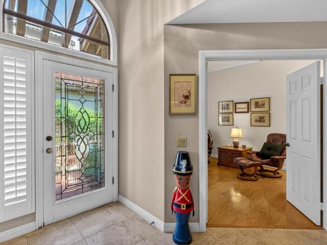 2370 Vista Valley