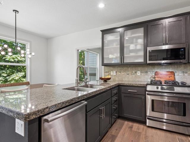 2371 nw burkhart dr