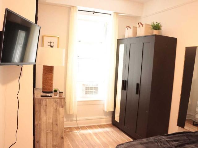 2371 Arthur Ave LLC 1 Bedroom Apartment for Rent at 2371 Arthur Ave, New York, NY 10458 Belmont