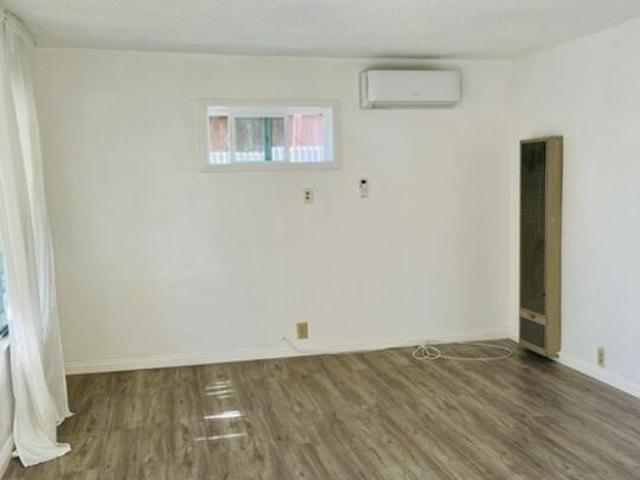 2371 Edgewater Terrace