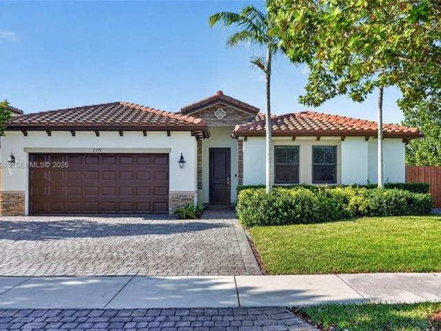 2371 SE 1st Ct, Homestead, FL 33033