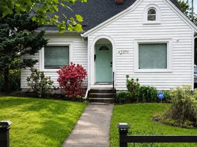 2371 SE 51st Ave, Portland, OR 97215