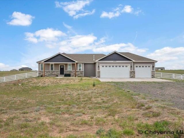 2371 Silver Gate Way, Cheyenne, WY 82009