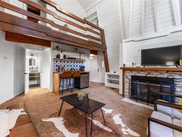2371 Spring Oak