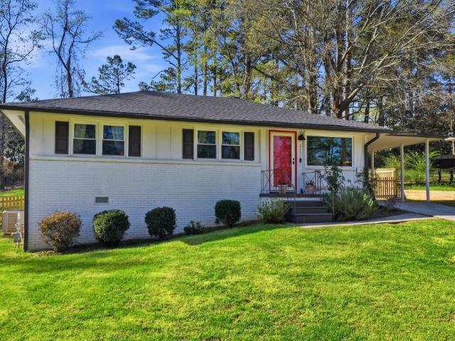 2371 Woodland Drive NW