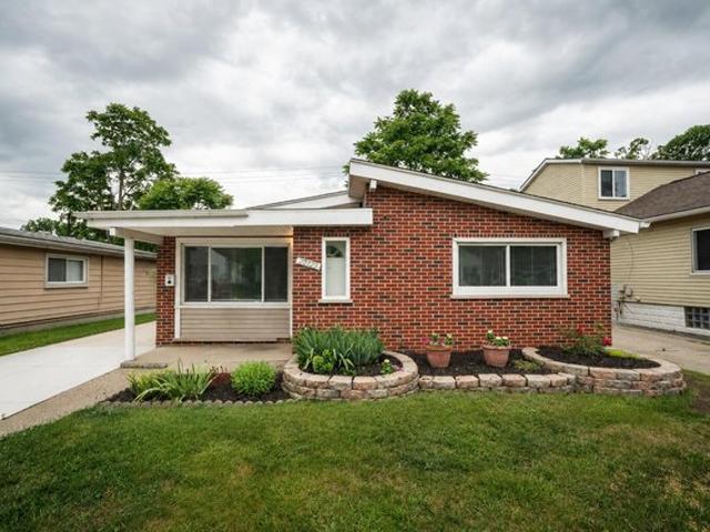 23723 Reynolds Ave, Hazel Park, MI 48030