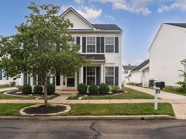 2372 Bloxom St, Grove City, OH 43123