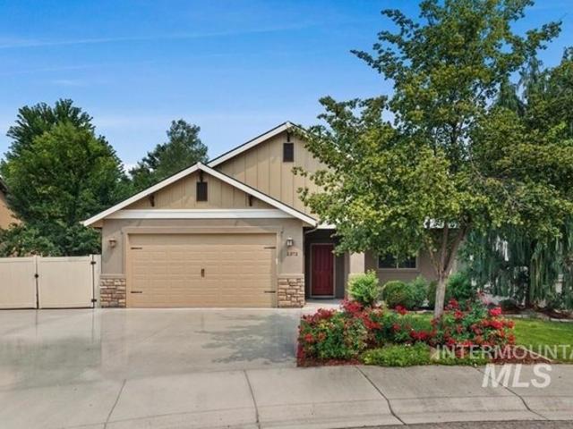 2372 E Lochmeadow Ct, Meridian, ID 83646