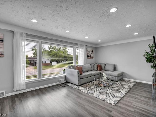 23733 Shurmer Drive