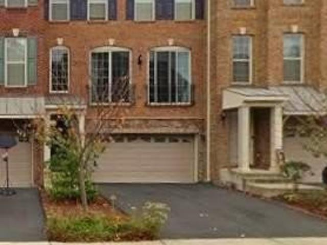 23736 Hopewell Manor Ter, Ashburn, VA 20148
