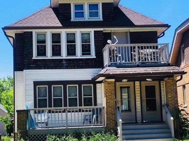 2373 N 67th St Unit 2375, Wauwatosa, WI 53213