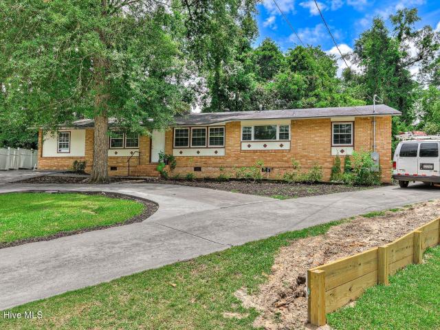 2373 Courtney Circle