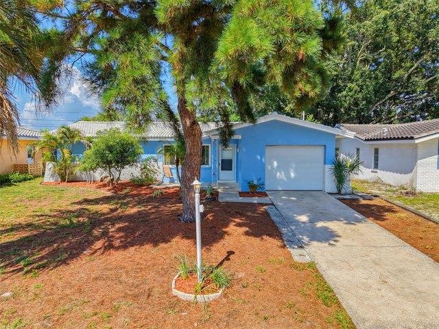 2373 Forest Dr, Clearwater, FL 33763