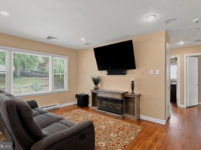 237 Courtney Drive