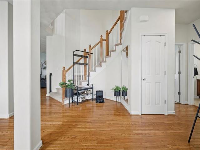 237 Castleberry DR