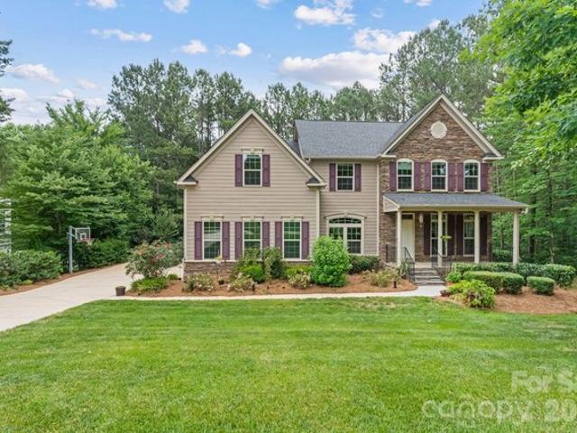 237 Ashmore Cir, Troutman, NC 28166