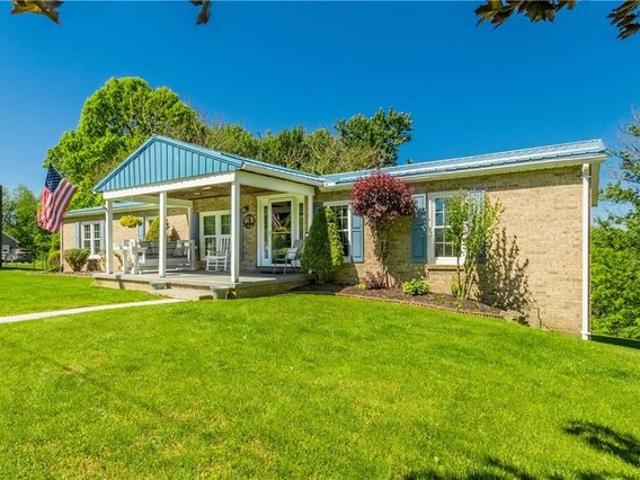 237 Bishop Rd, Karns City, PA 16041