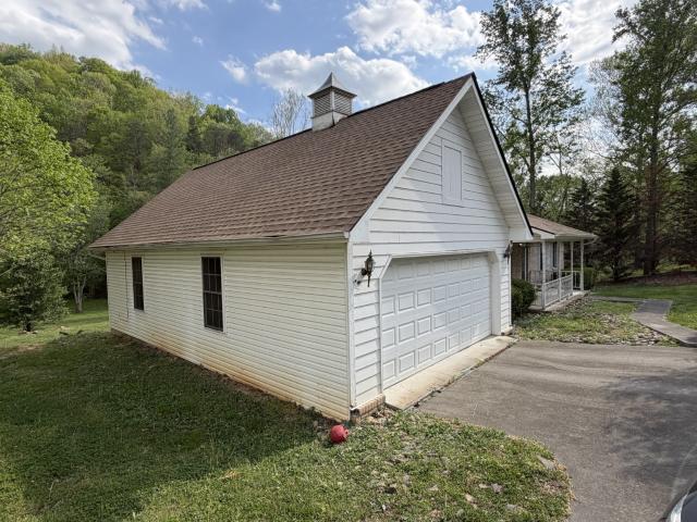 237 Brooks Rd