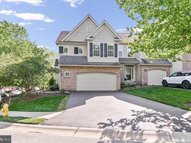 237 Deepdale Dr, Kennett Square, PA 19348