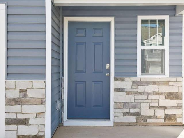 237 Deskin Lane