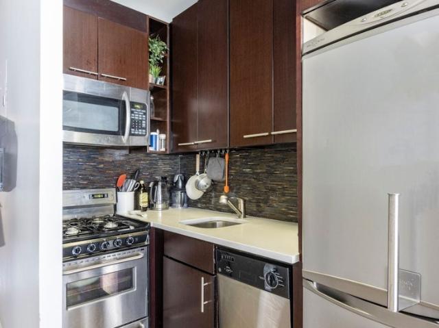 237 E 24TH Street 4E