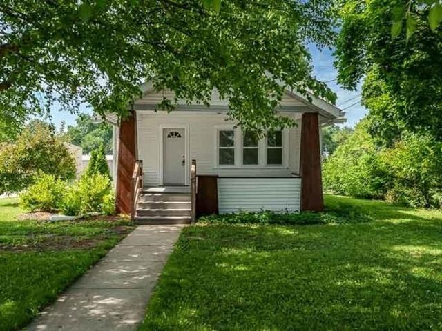 237 E Madison Ave, Milton, WI 53563