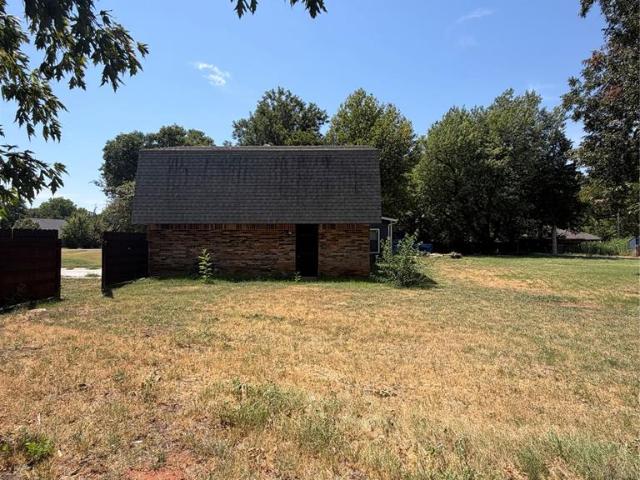237 E Mohr Lane