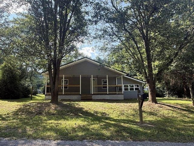 237 Higgletown Rd, Pikeville, TN 37367