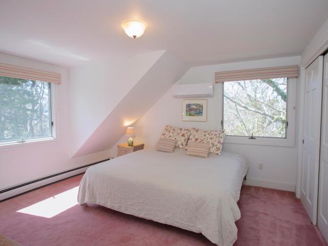 237 Lagoon Pond Rd, Vineyard Haven, MA 02568 | MLS #44301