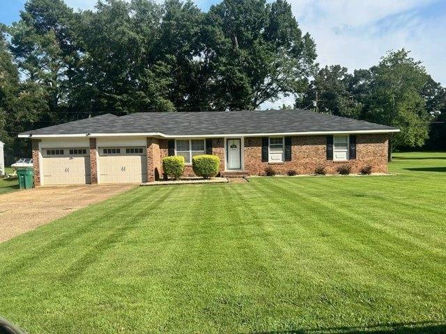237 Meadow Hill Rd, Sheffield, AL 35660