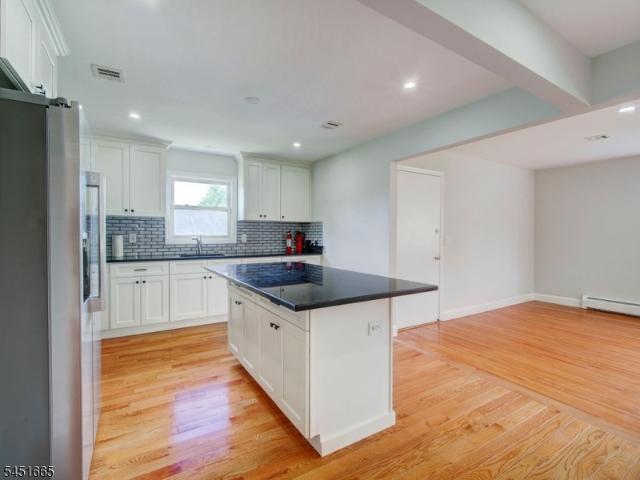 237 N 8Th St # 2