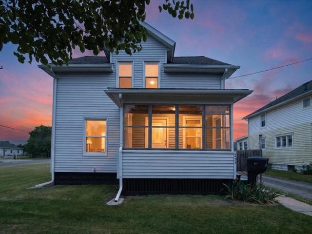 237 N Forbes St, Jackson, MI 49202