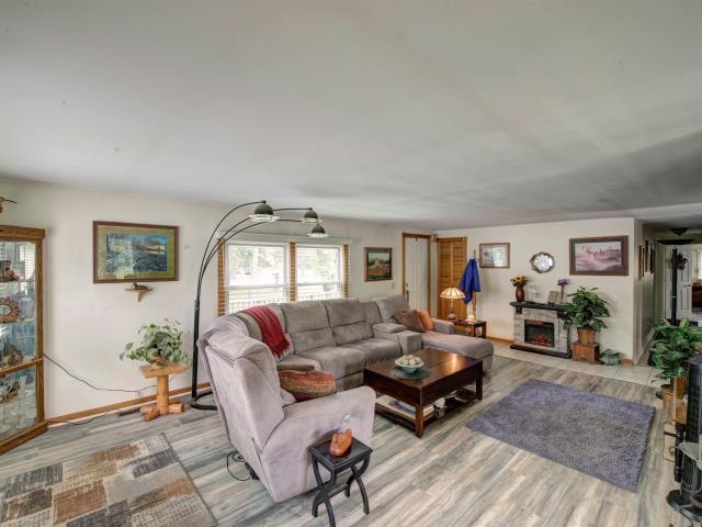 237 S Allen Road