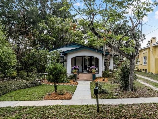 237 S Salisbury Ave, Deland, FL 32720