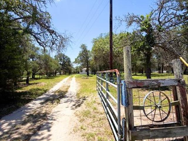 237 Sandy Oaks Dr Lot 62, Seguin, TX 78155