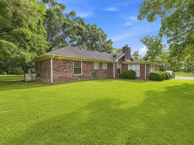 237 Shute Ln