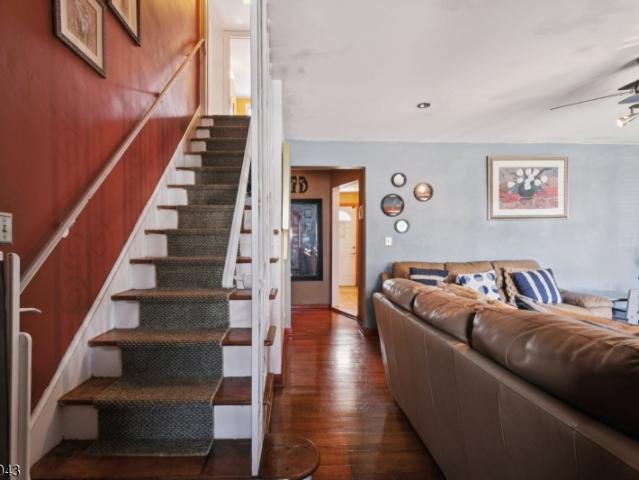237 Sherwood Ave