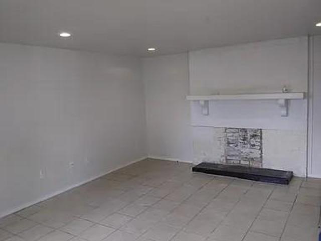 237 St George Avenue # A