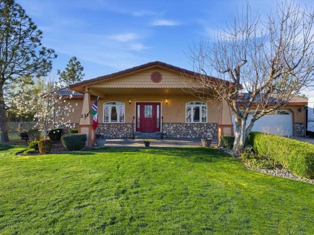237 Reeds Rd, Touchet, WA 99360