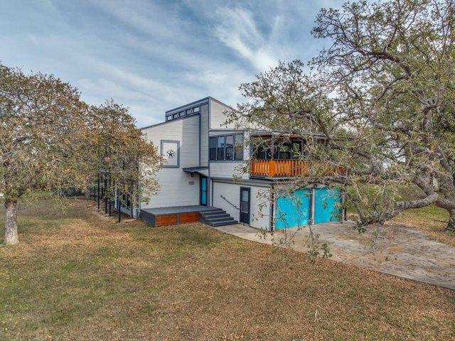 237 Runaway Bay Dr, Runaway Bay, TX 76426