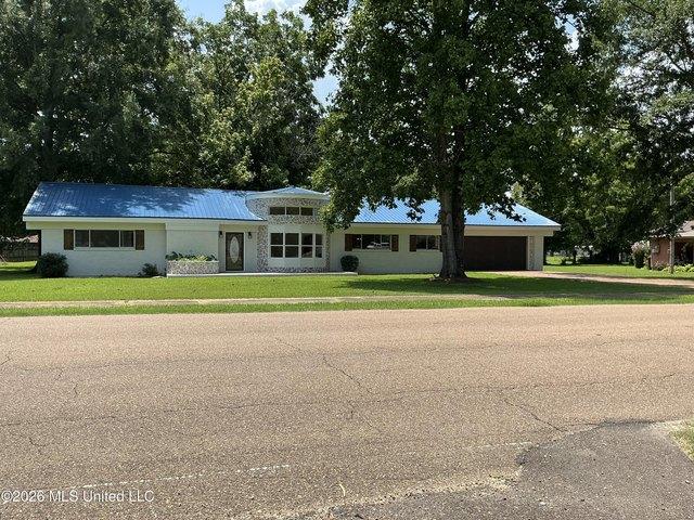 237 W Central Ave, Coldwater, MS 38618