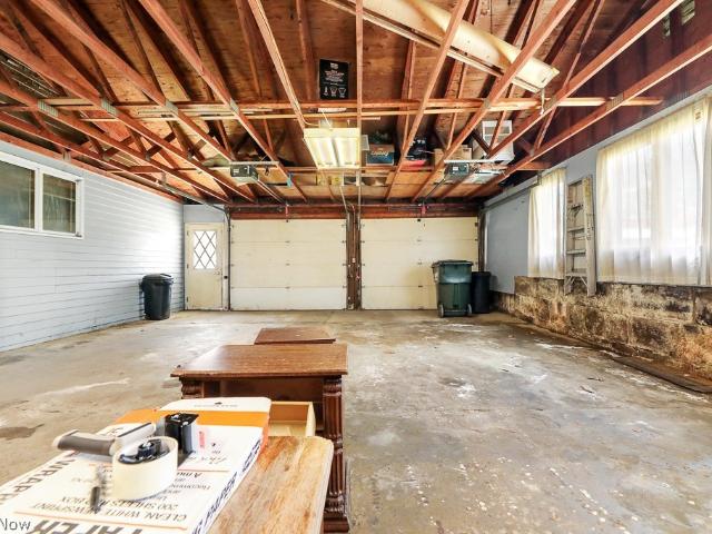 237 W Chestnut Street