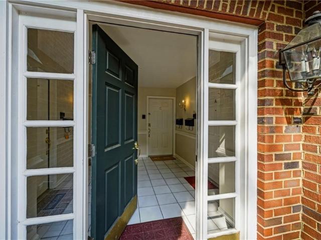 237 Woodmere DR # Unit