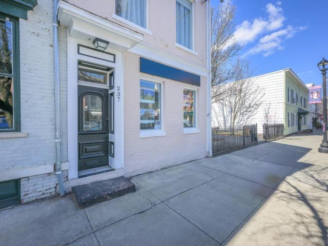 237 Warren St, Hudson, NY 12534 | MLS #156540