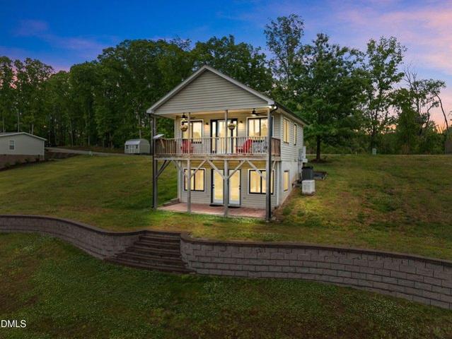 237 Willifords Point Dr, Roxboro, NC 27574