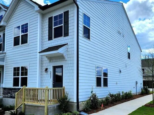 237 Truss Bridge St, Fuquay Varina, NC 27526 | MLS #10162 | Compass