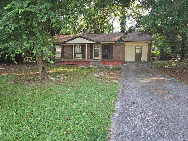 2384 Oakland Mnr, Lawrenceville, GA 30044